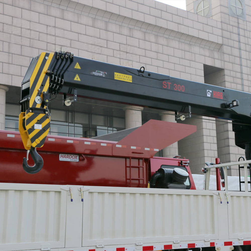 HOWO T5G 6X4 Crane Truck